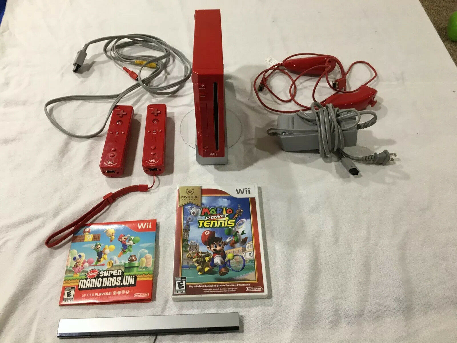 Purple Miniature Edition Wii Bundle With Mario Games - iCommerce on Web Purple Miniature Edition Wii Bundle With Mario Games - iCommerce on Web