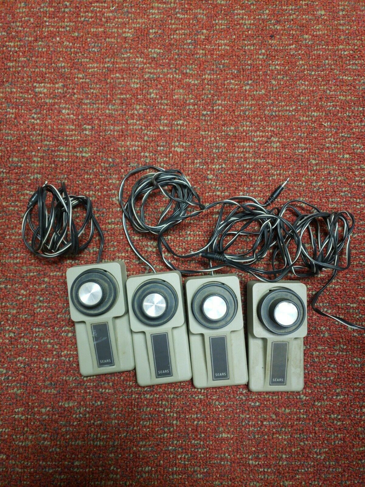 What’s your favorite controller? I’ll share mine first. : r/gaming